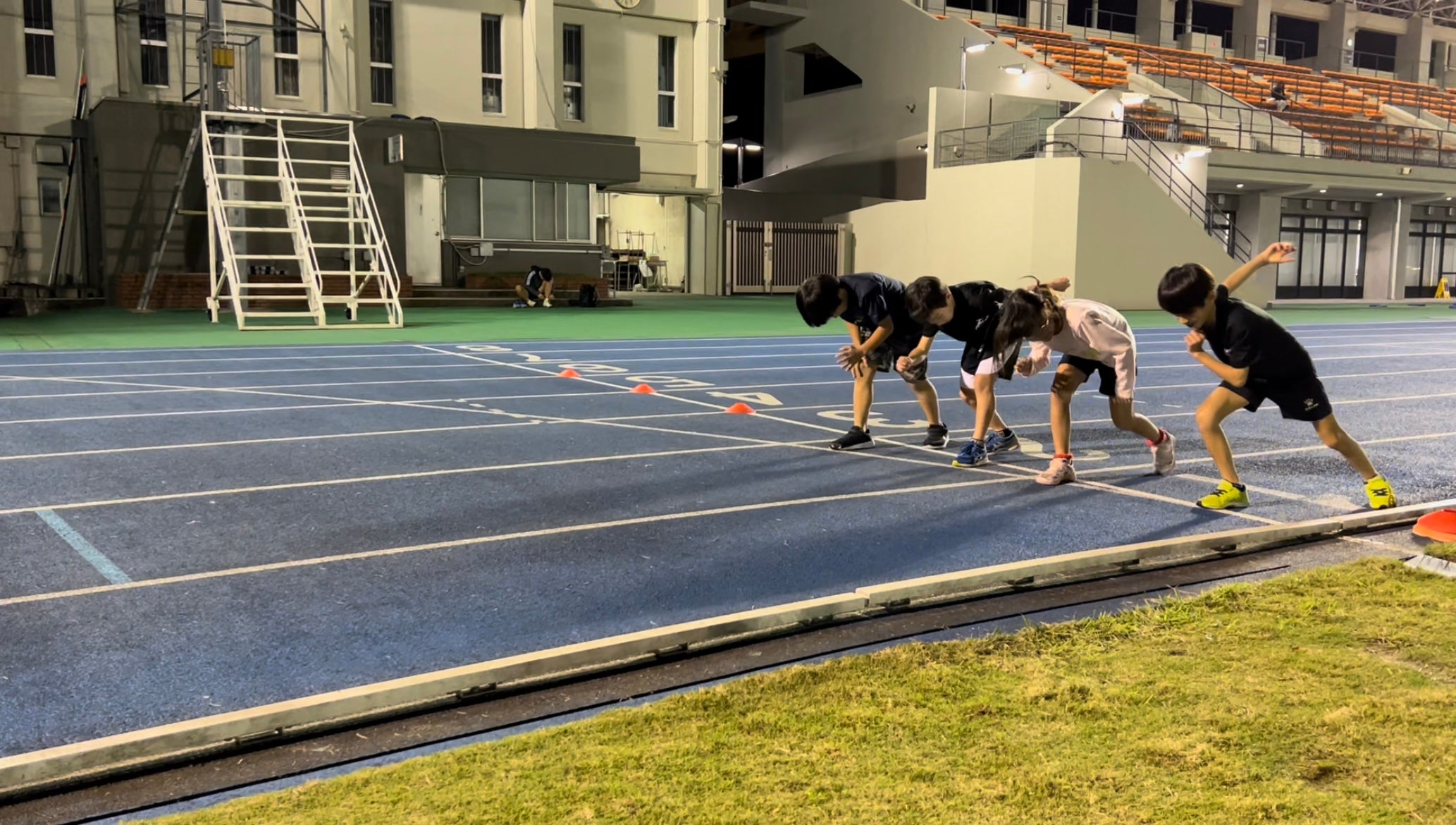 MORE RUNNING CLUB [世田谷クラス] – More Sports